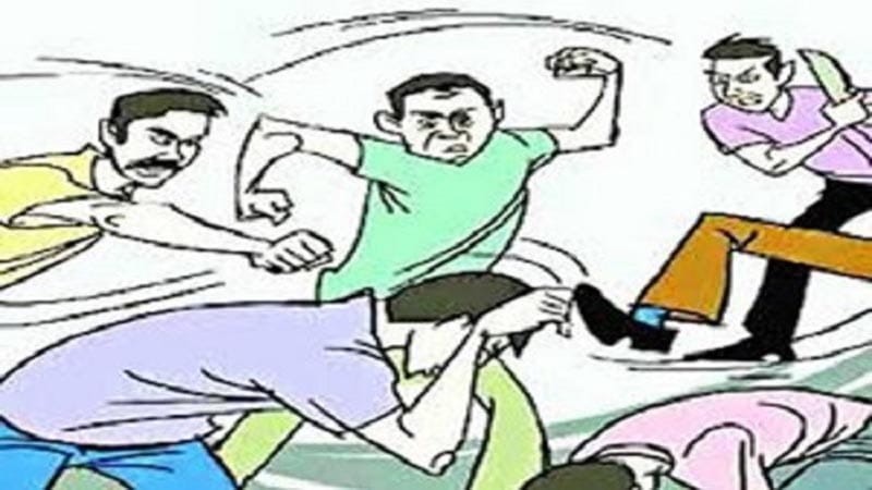 Raisen: Bloody clash between two sides! 1 dead, 40 in critical ...