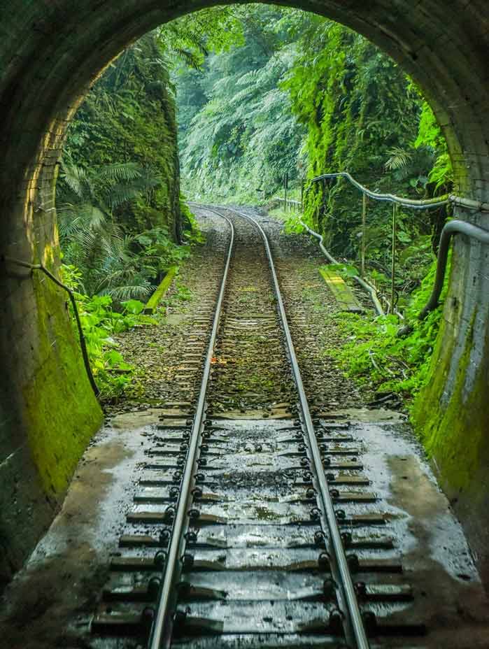 Longest Railway Tunnel : इन 7 जगहों पर है भारत की सबसे लंबी और खूबसूरत ...